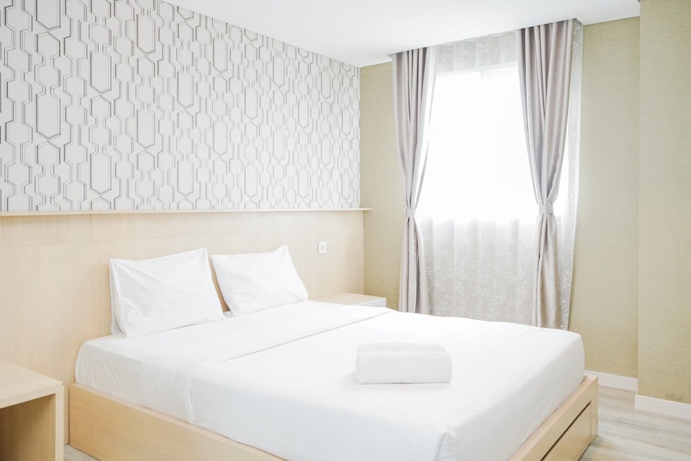 Spacious and Compact Studio Room at Bintaro Icon Apartment South ...