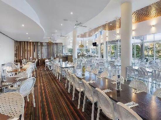 Ramada By Wyndham Marcoola Beach Sunshine Coast - 2022 hotel deals ...