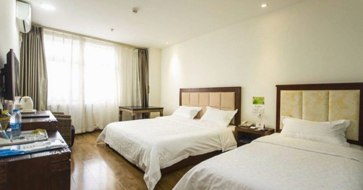 Super 8 Hotel Beijing Daxing Huangcun West Street Metro Station in ...
