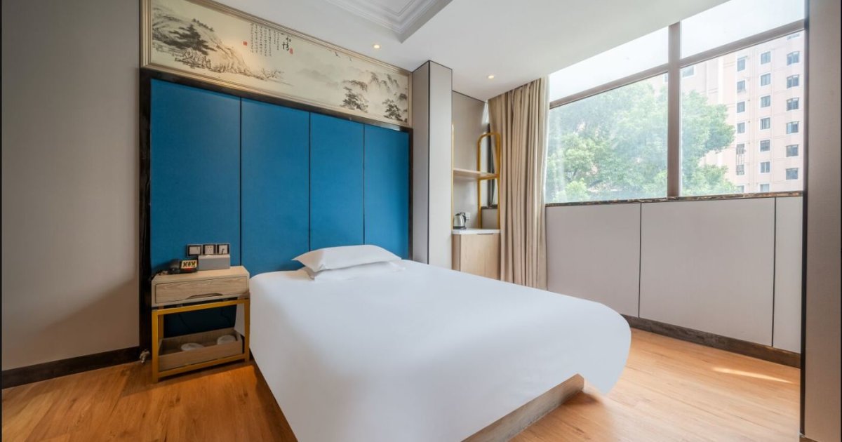 Jitai Hotel (Shanghai Xujiahui Jiaoda Yishan Road Subway Station) in ...