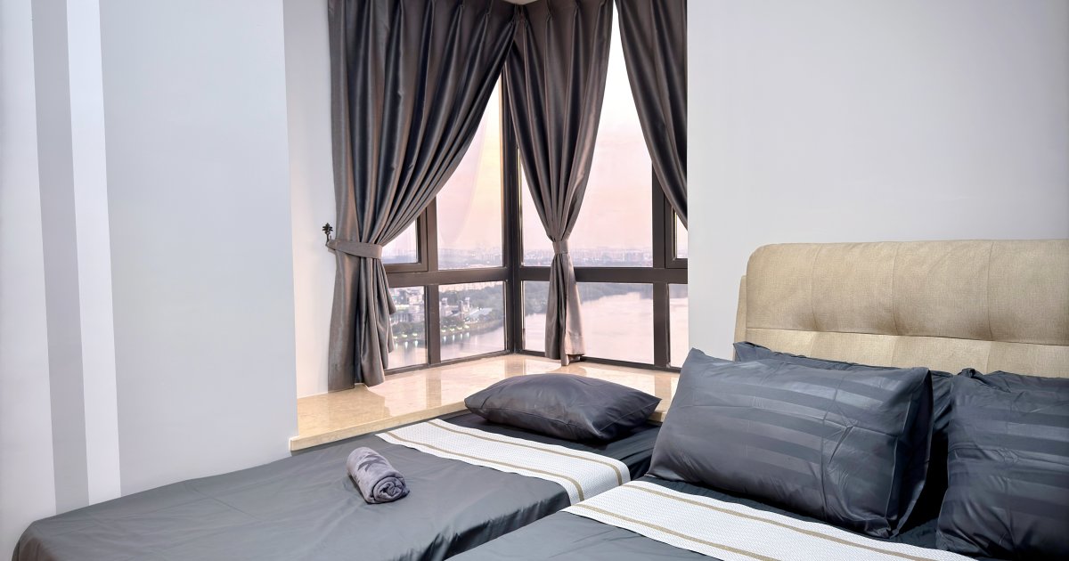 R&F Mall Princess Cove 10-12pax Sea View-Smart TV 70inch in Johor Bahru ...