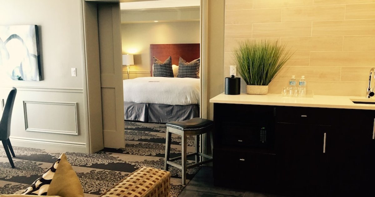 Ramada by Wyndham Cornwall in Kingston | 2025 Updated prices, deals ...