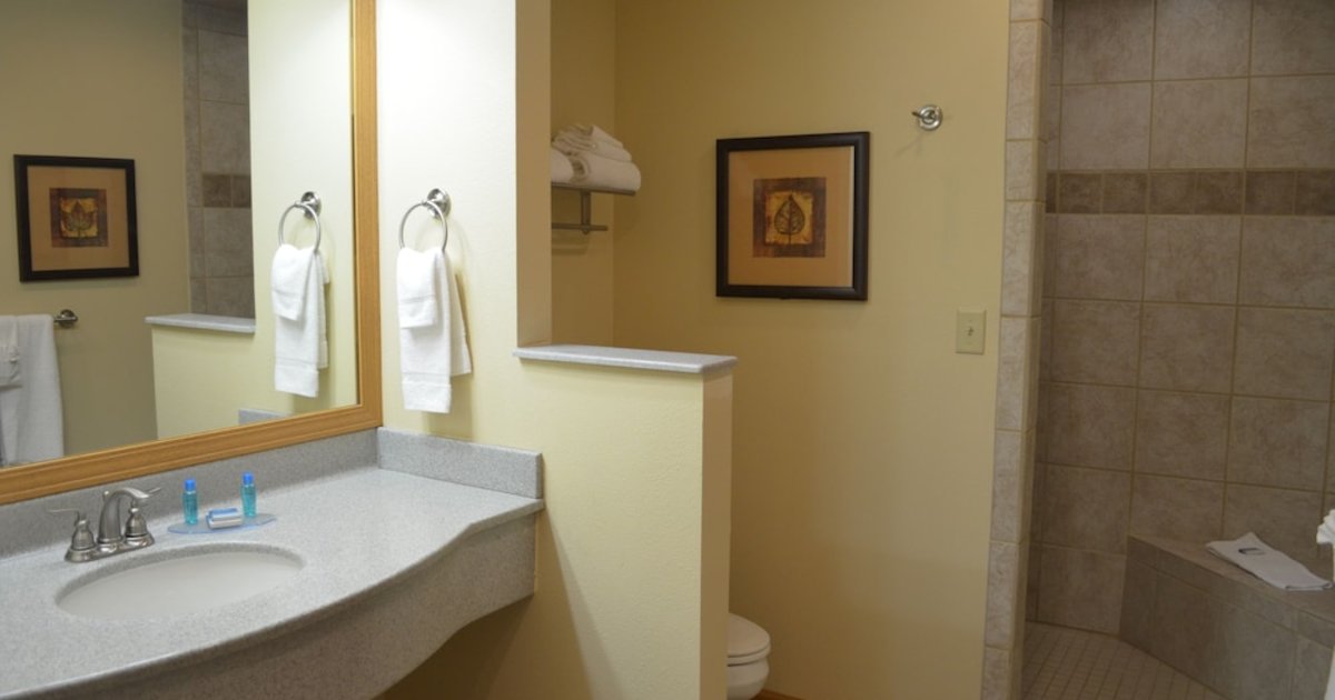 Crossroads Hotel and Event Center in | 2026 Updated prices, deals ...
