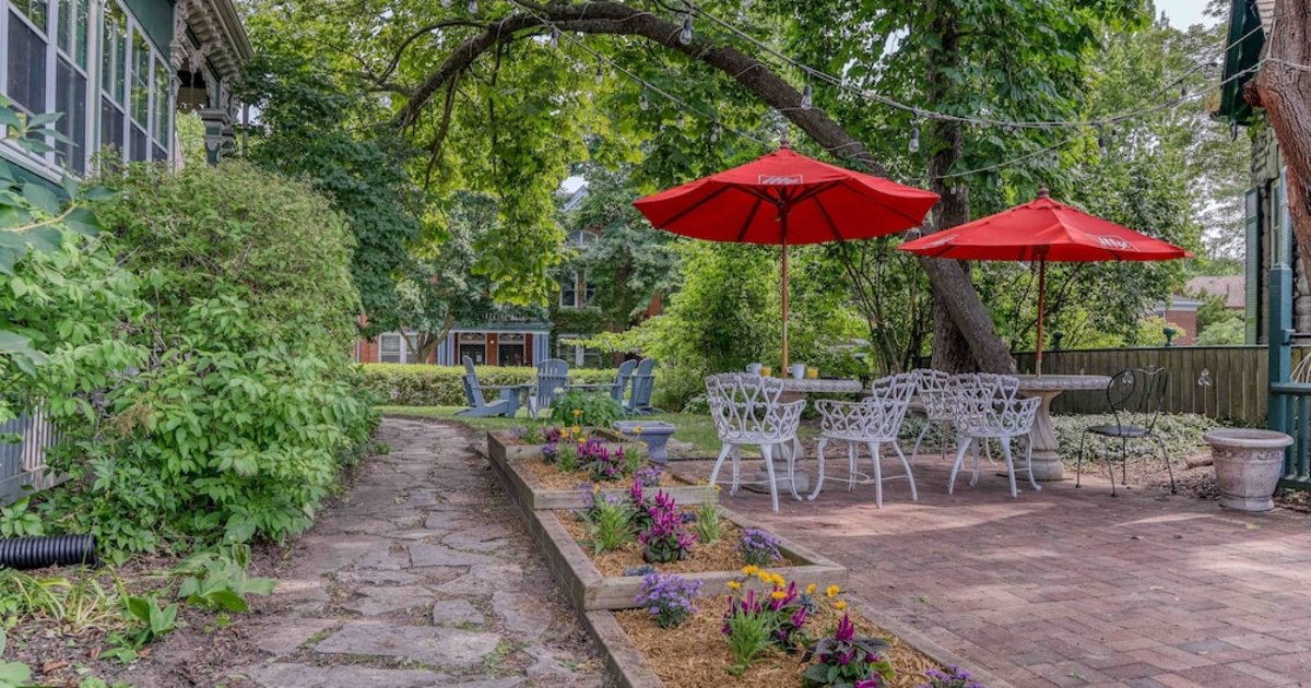 Hochelaga Inn in Kingston | 2025 Updated prices, deals - Klook United ...