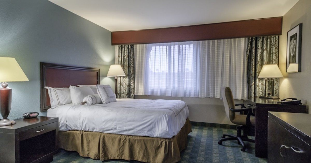 Causeway Bay Hotel in Lansing | 2025 Updated prices, deals - Klook ...