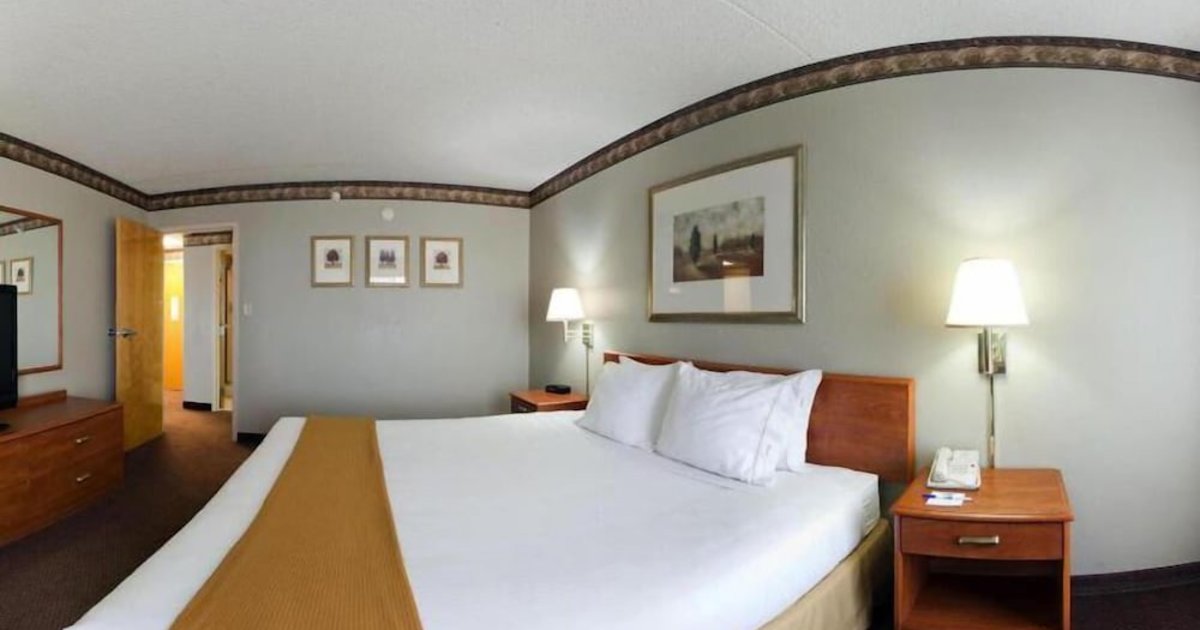Holiday Inn Express Hotel & Suites Colby by IHG in | 2025 Updated ...
