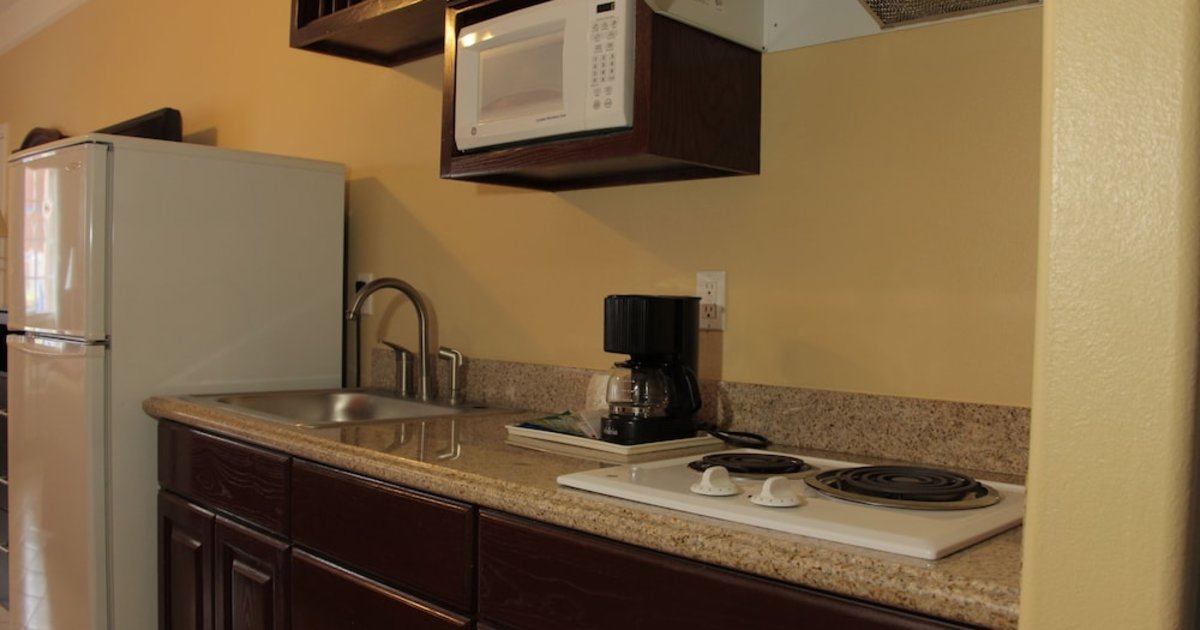 Quality Inn & Suites at The Outlets Mercedes/Weslaco in Mercedes | 2026 ...