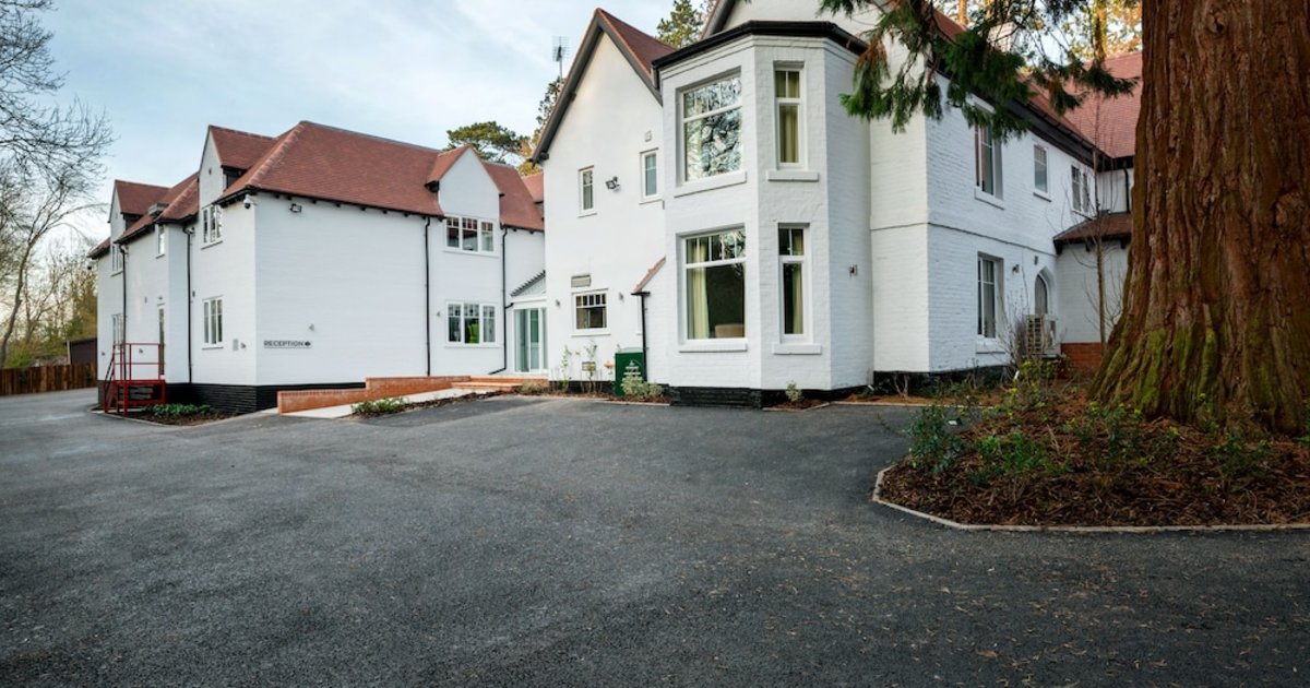 Burnside Hotel in Stratford-upon-Avon | 2026 Updated prices, deals ...