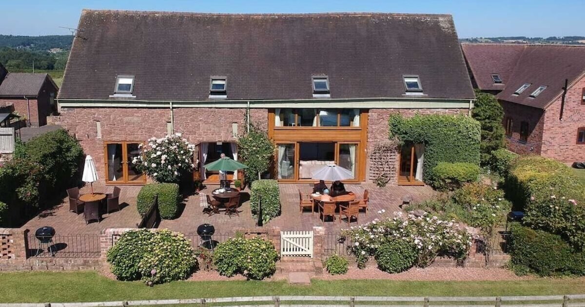 The Dinney Holiday Cottages in | 2025 Updated prices, deals - Klook ...