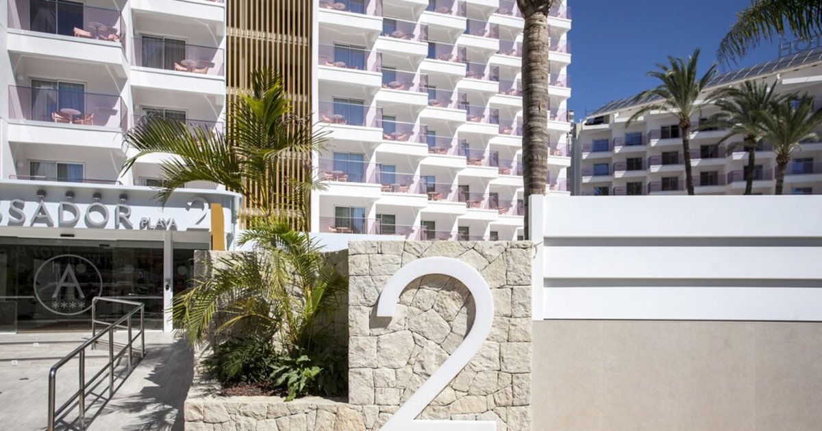 Hotel Ambassador Playa II in Benidorm | 2026 Updated prices, deals ...