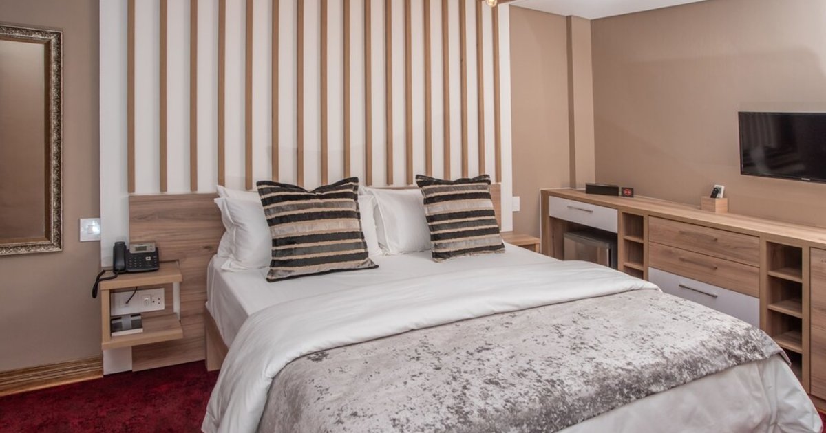 Loch Logan Hotel in Mangaung Metropolitan Municipality | 2025 Updated ...