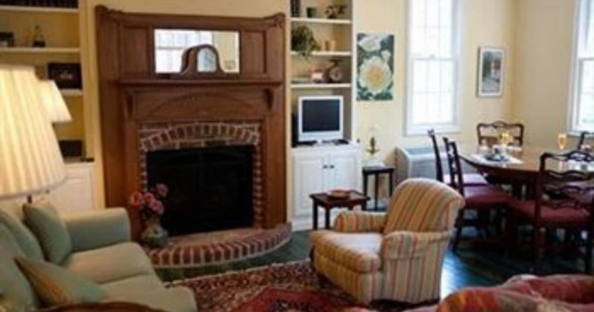 The Green Tree Inn in | 2026 Updated prices, deals - Klook United States