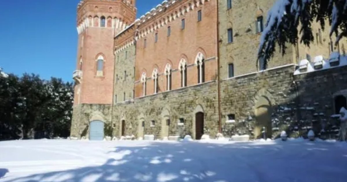 Castello di Valenzano in Subbiano | 2025 Updated prices, deals - Klook ...