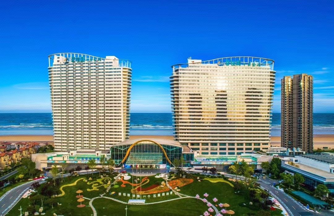 Gountry Garden Golden Beach Hotel in Yantai City | 2024 Updated prices ...