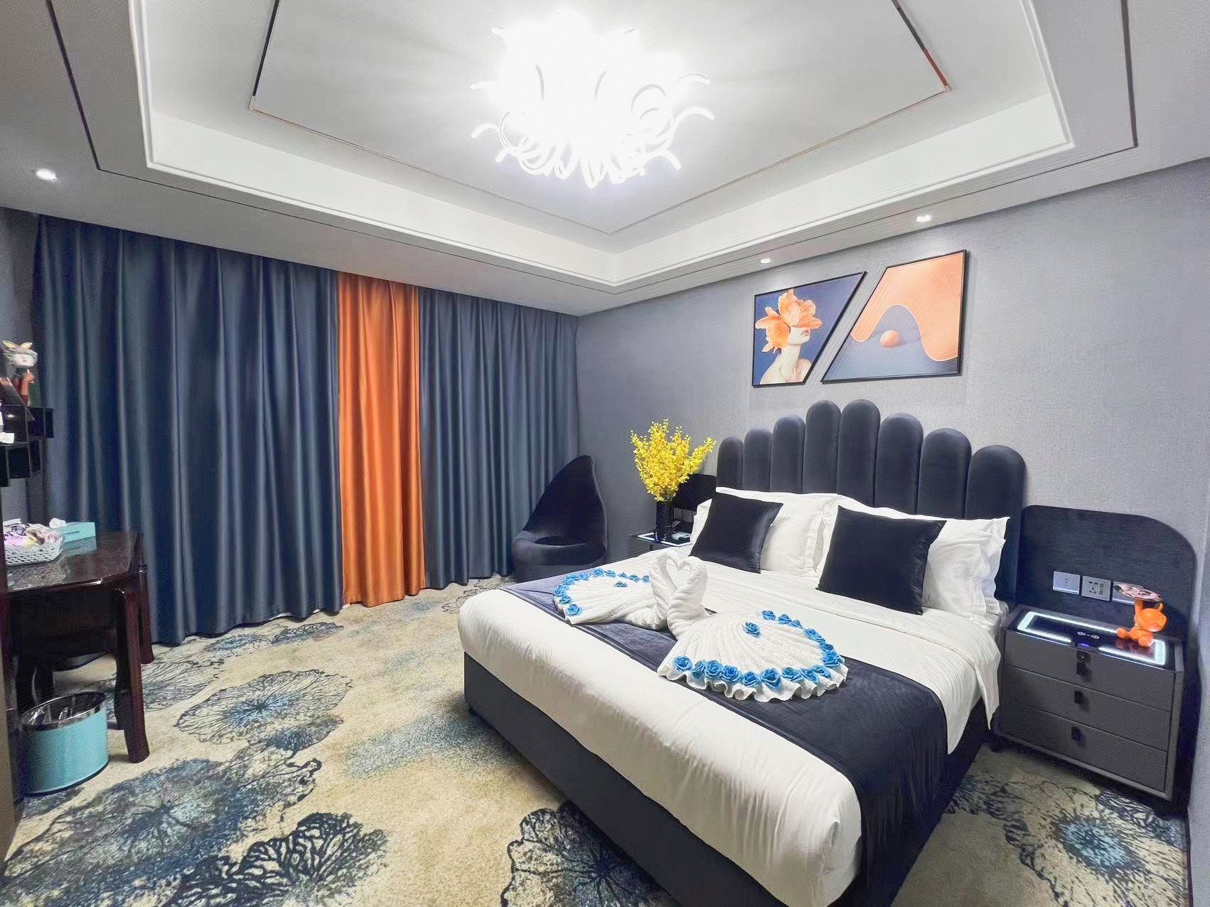 Ai Qin Hai Zhen Pin Hotel in Jiuquan | 2024 Updated prices, deals ...