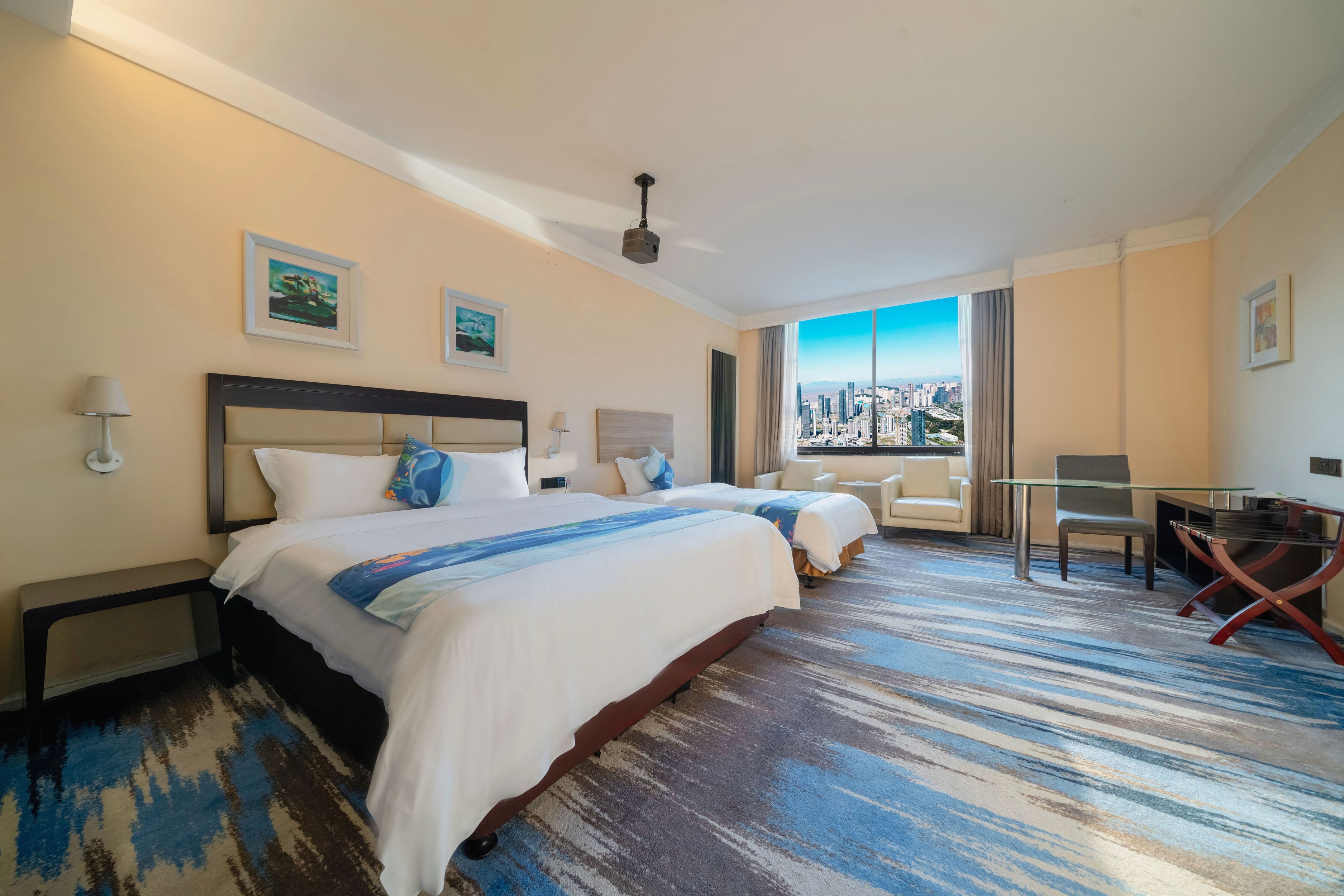 Rezen Select Hotel Zhuhai Gongbei Port High-speed Railway Station a ...