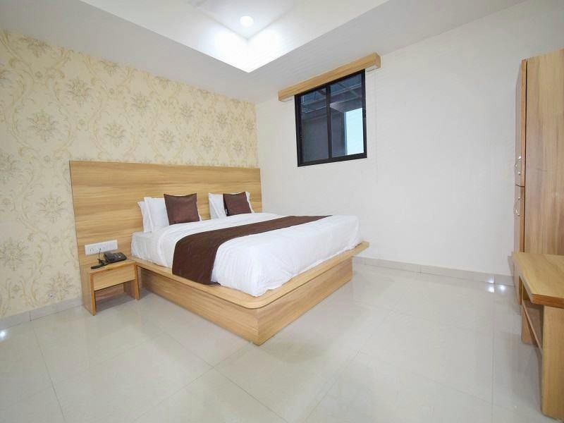 Hotel Midnight (SG Highway) in Ahmedabad District | 2023 Updated prices ...