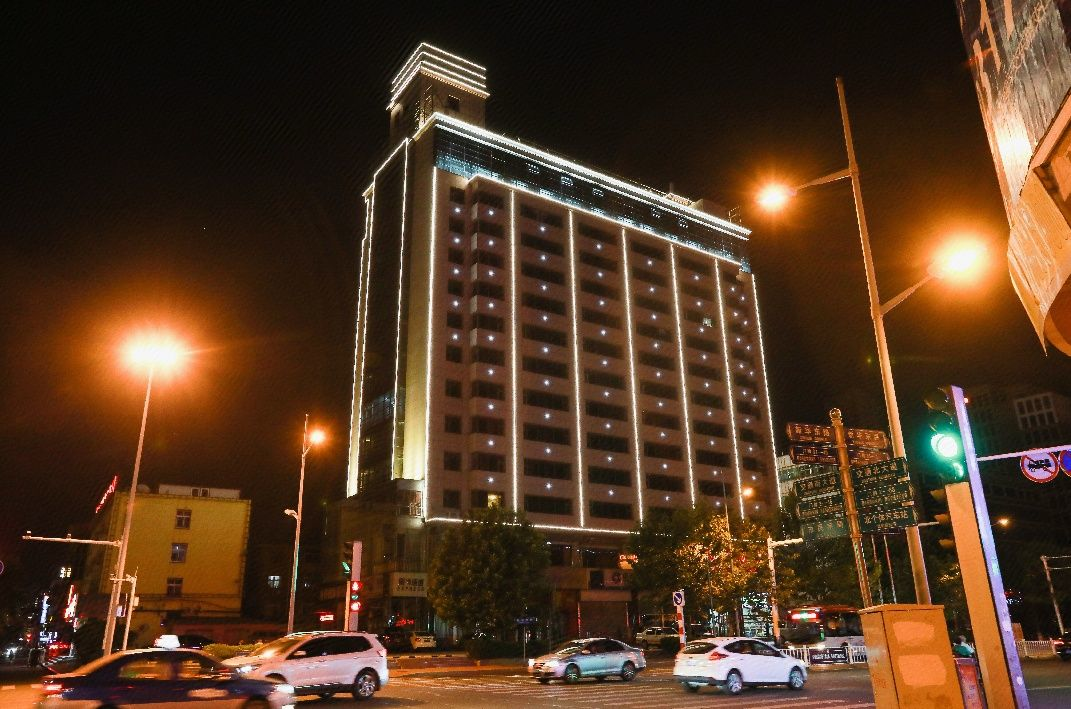 Yabulun Hotel (Cangzhou Railway Station) in Cangzhou City | 2025 ...