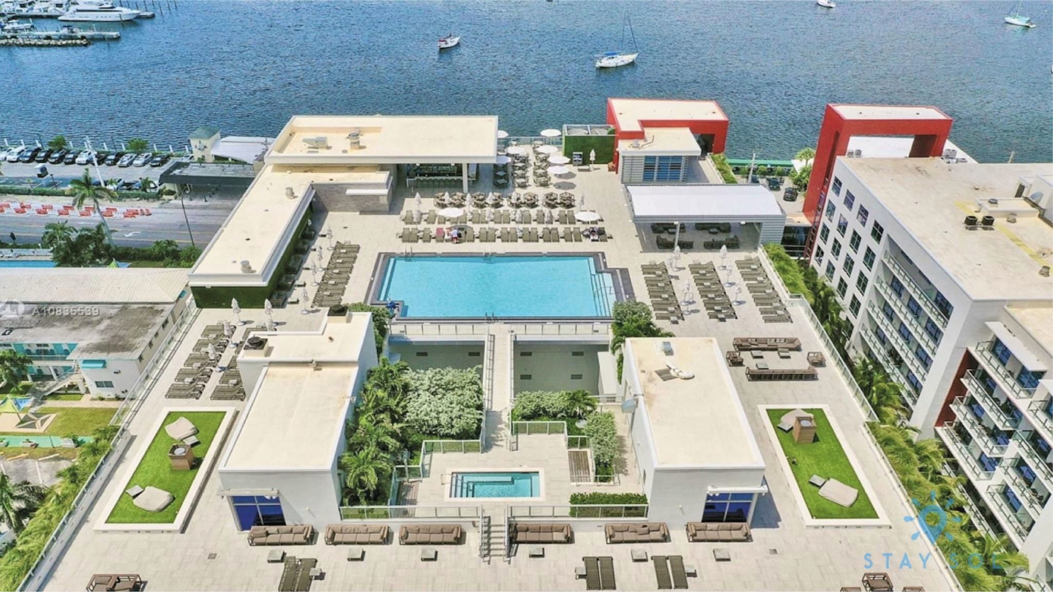 Front Bay View Terrace Rooftop Pool Near Beach in Hollywood | 2025 ...