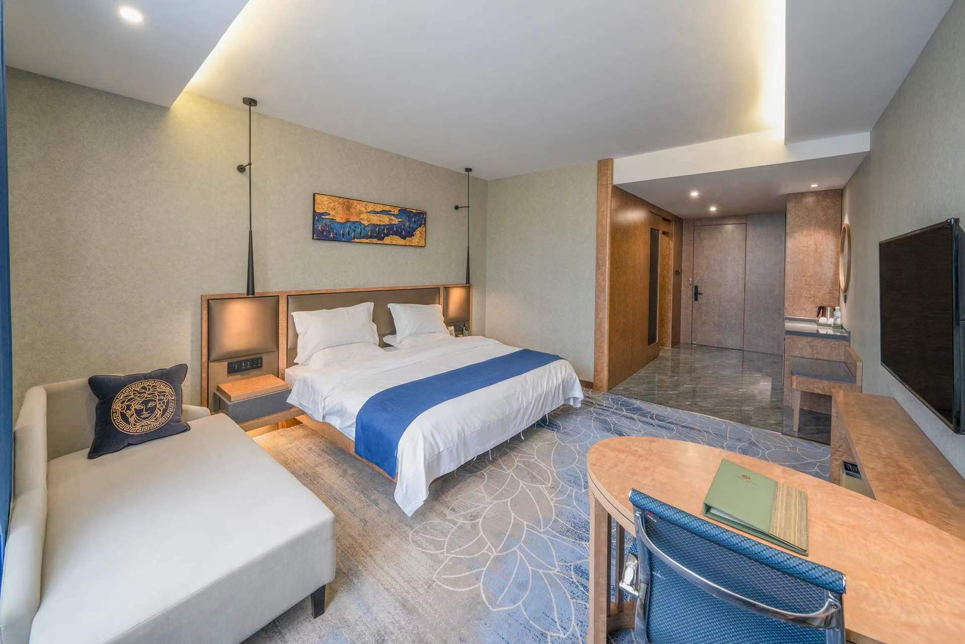 Linkong Holiday Hotel in Chifeng | 2025 Updated prices, deals - Klook ...
