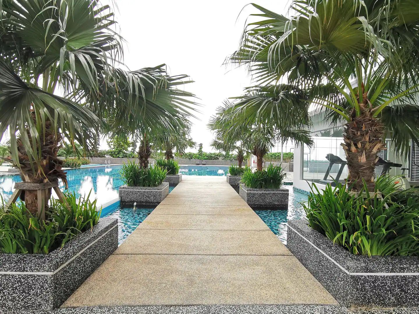 Paradigm Mall Highfloor Johor with Netflix and TV Box in Johor Bahru | 2025 Updated prices ...