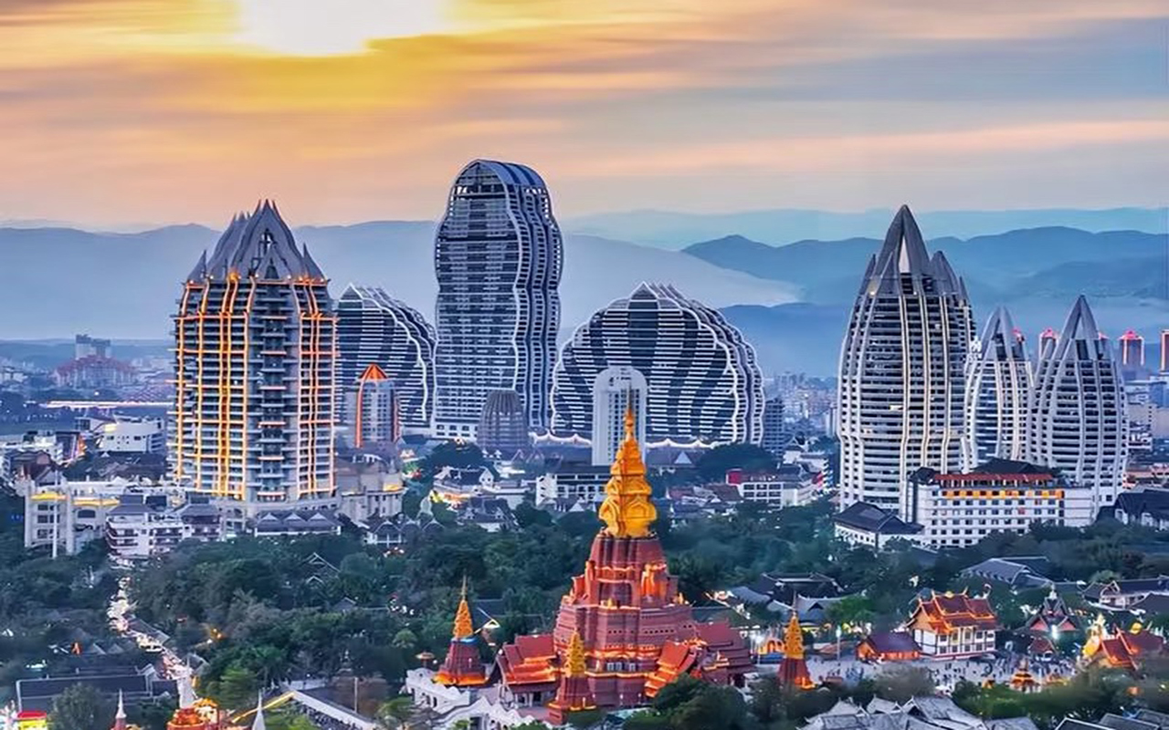 Xishuangbanna Jinghong Meilan Star River View Resort (Star Night Market ...