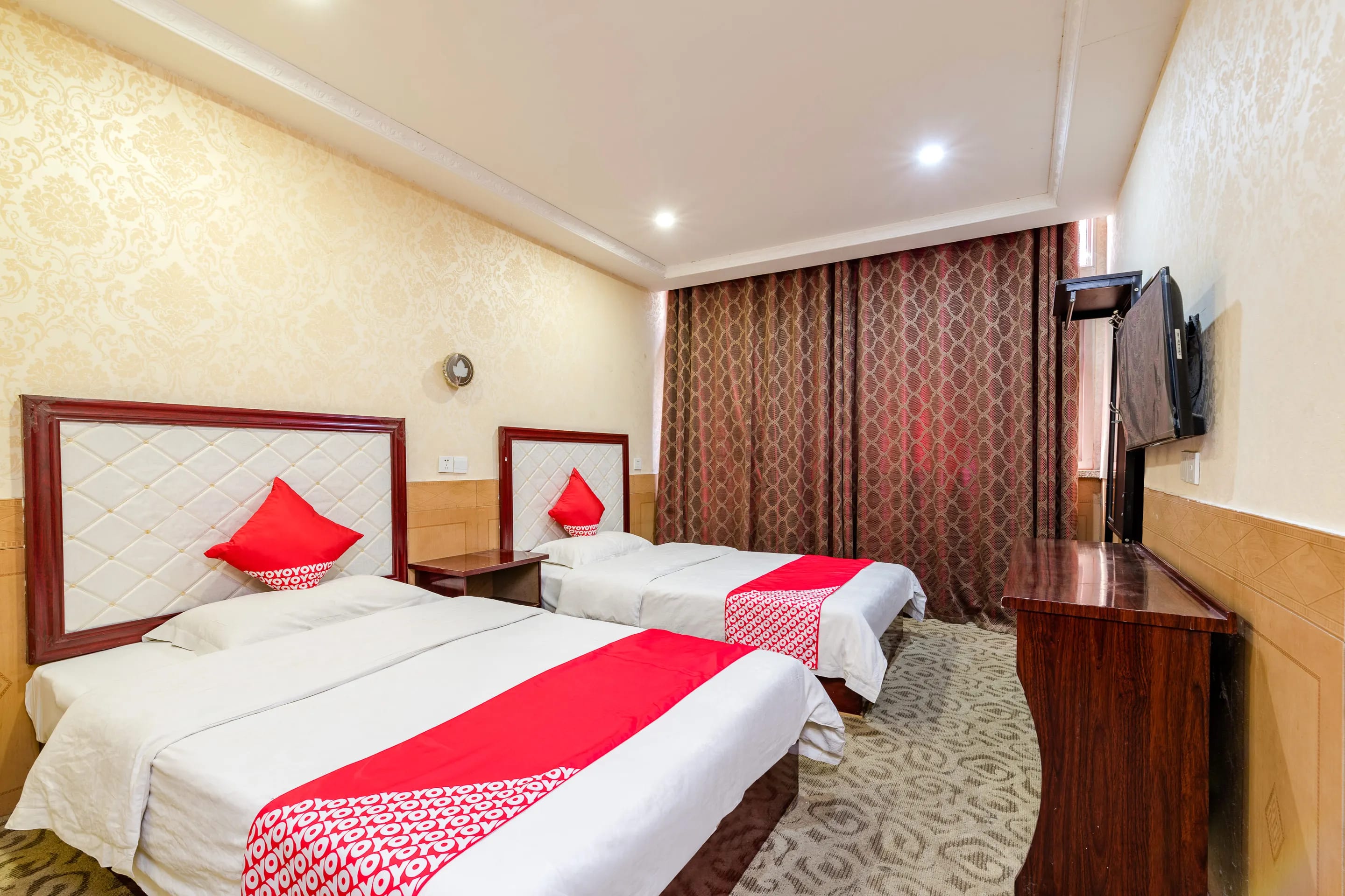 Xinzheng Minghe Hotel in Zhengzhou | 2025 Updated prices, deals - Klook ...