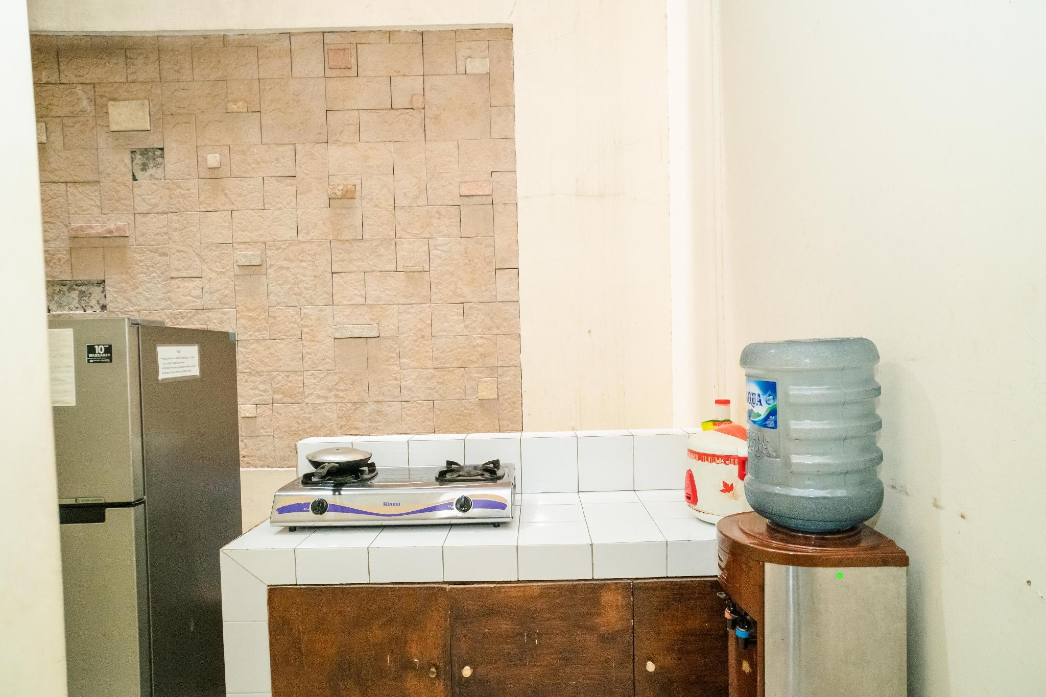 KoolKost Syariah near RS OMNI Pulomas in Jakarta | 2025 Updated prices ...