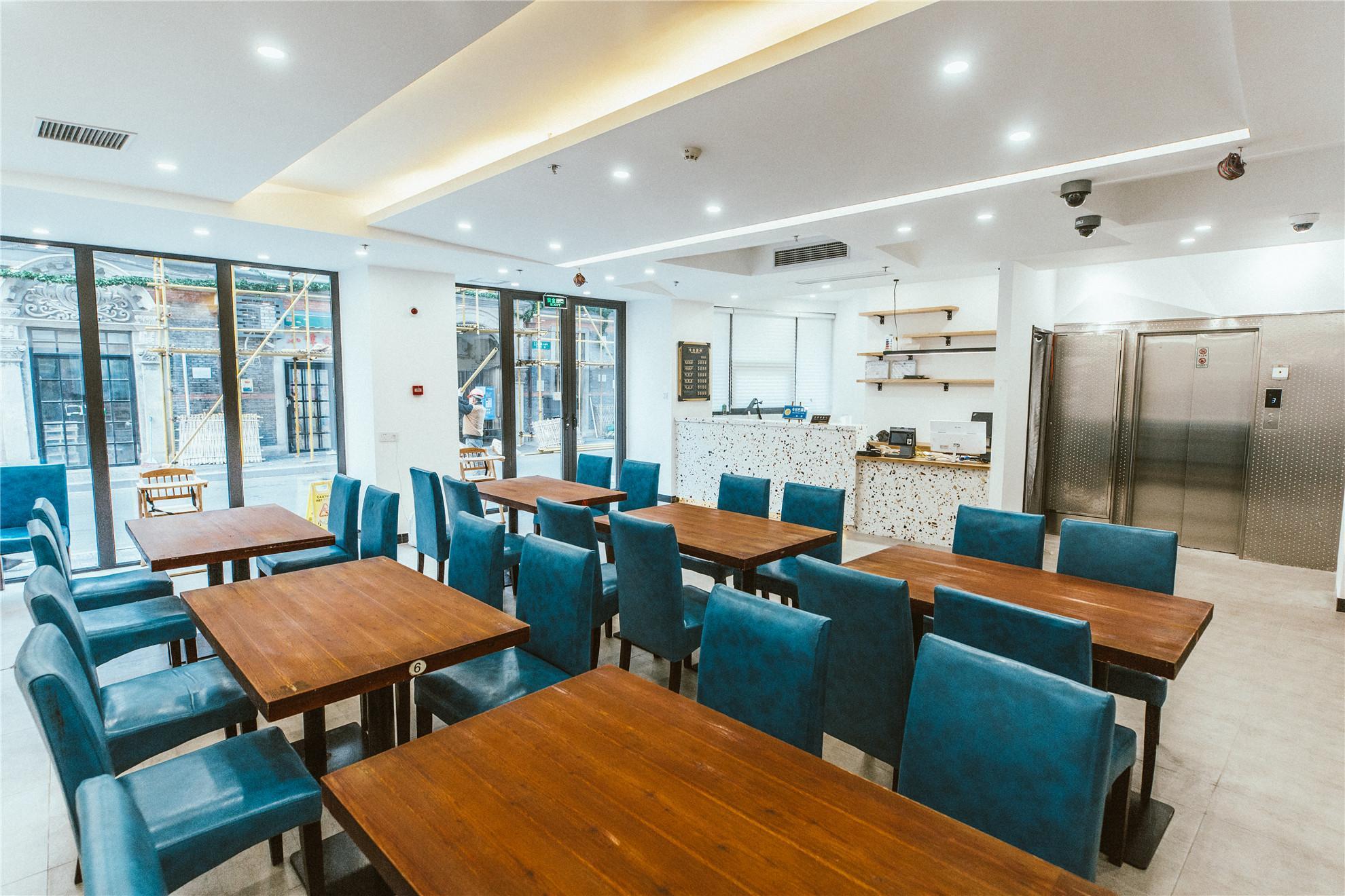 Shanghai Fish Inn People Square in Shanghai | 2024 Updated prices ...