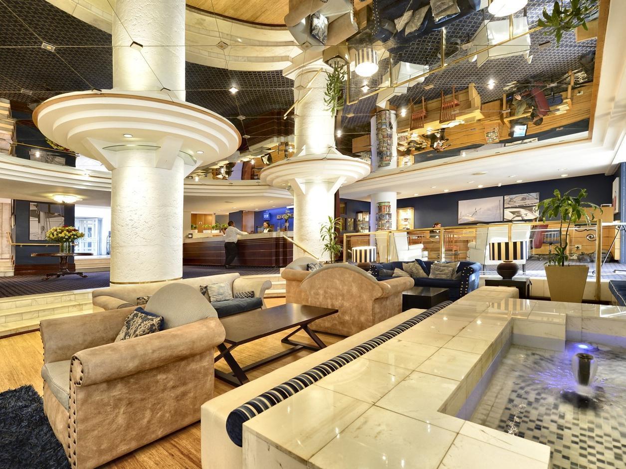 The Peninsula All Suite Hotel by Dream Resorts in City of Cape Town ...