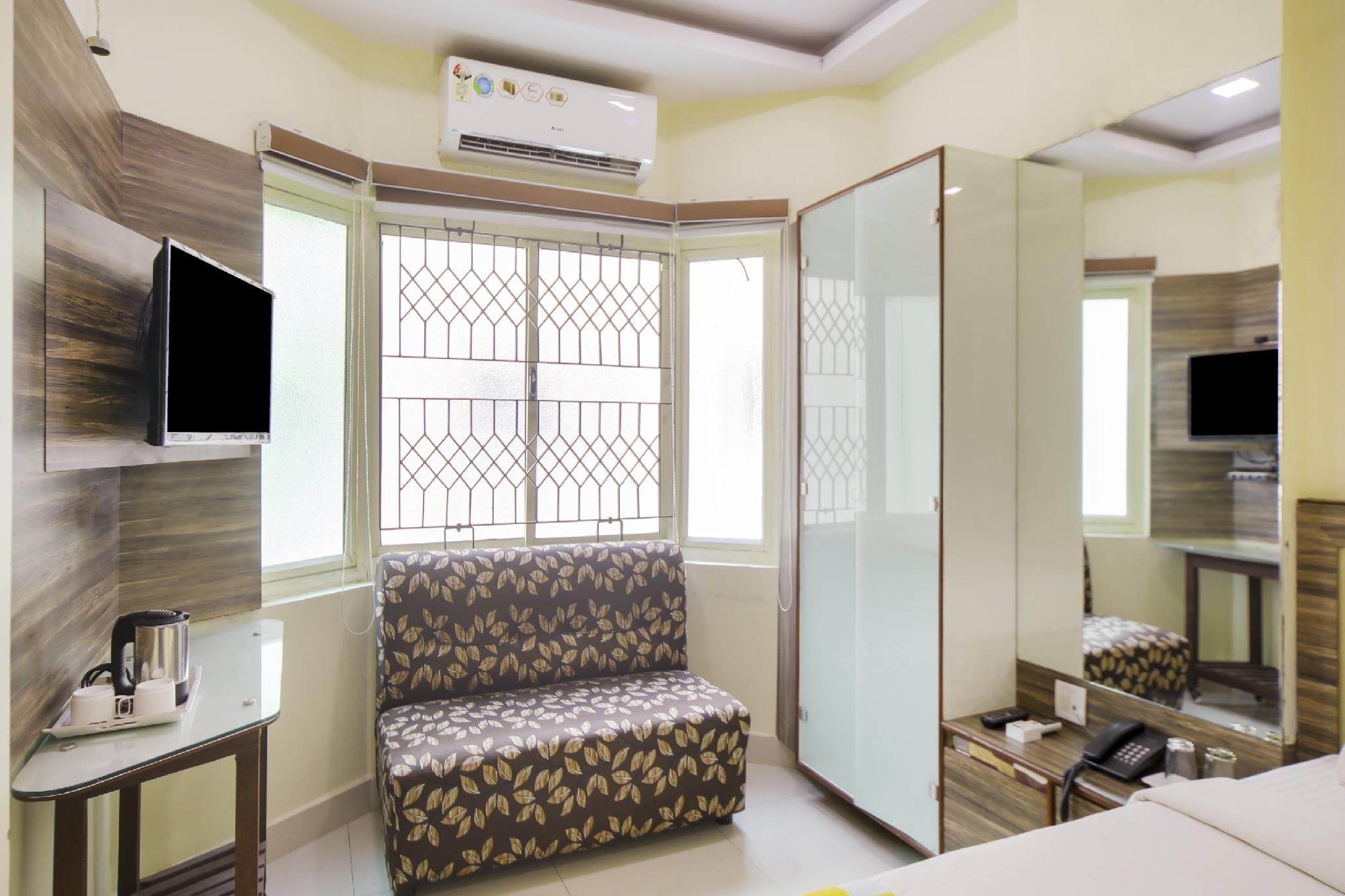 Oyo Home 75669 Akash Inn in Chennai | 2023 Updated prices, deals ...