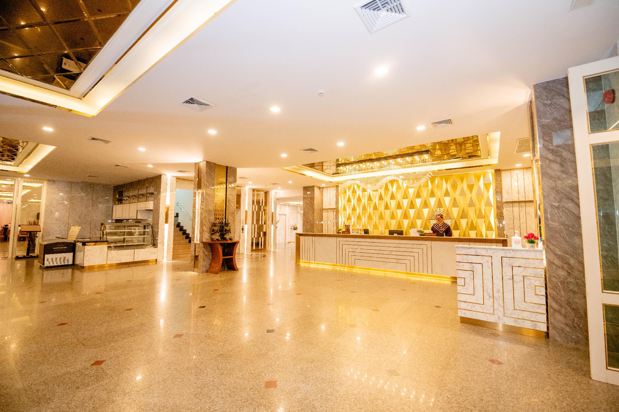 Crystal Palace Luxury Hotel in Pattaya | 2024 Updated prices, deals ...