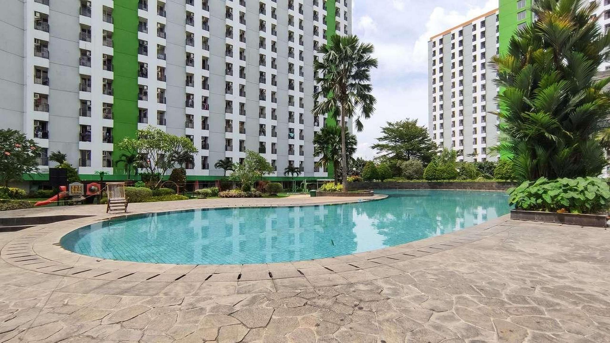 RedLiving Apartemen Green Lake View Ciputat - Juragan Rooms Tower B ...