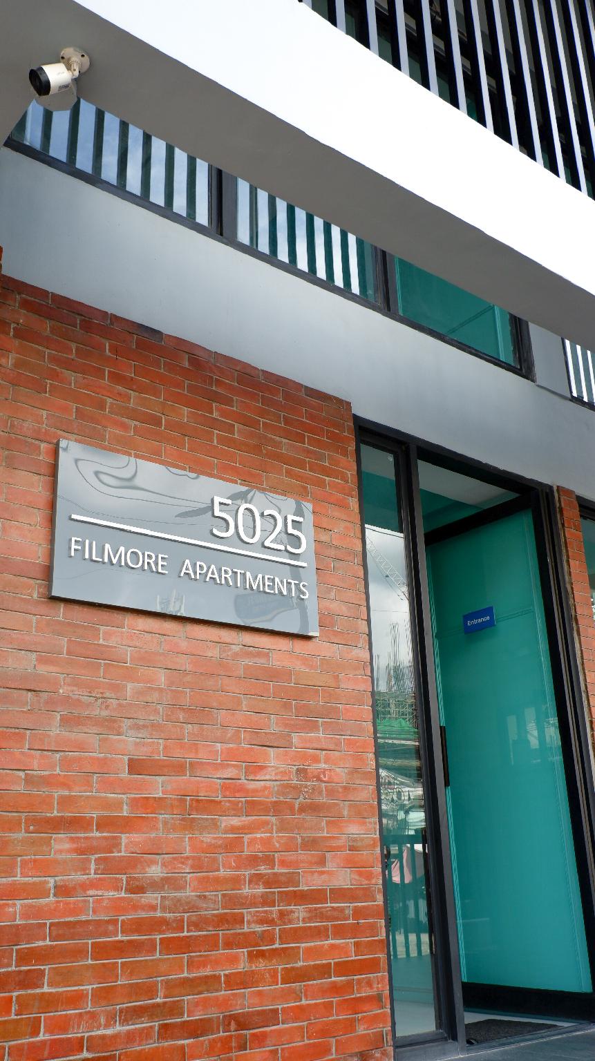 Bunk Rooms at Link Living Filmore in Makati | 2024 Updated prices ...