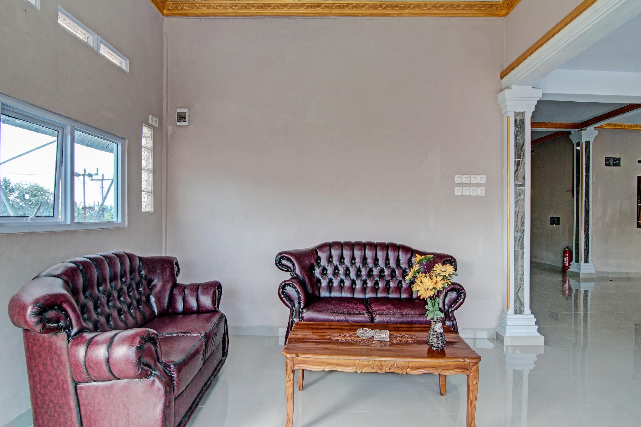 OYO 92082 Elisa Hill in Pelalawan Regency | 2024 Updated prices, deals ...