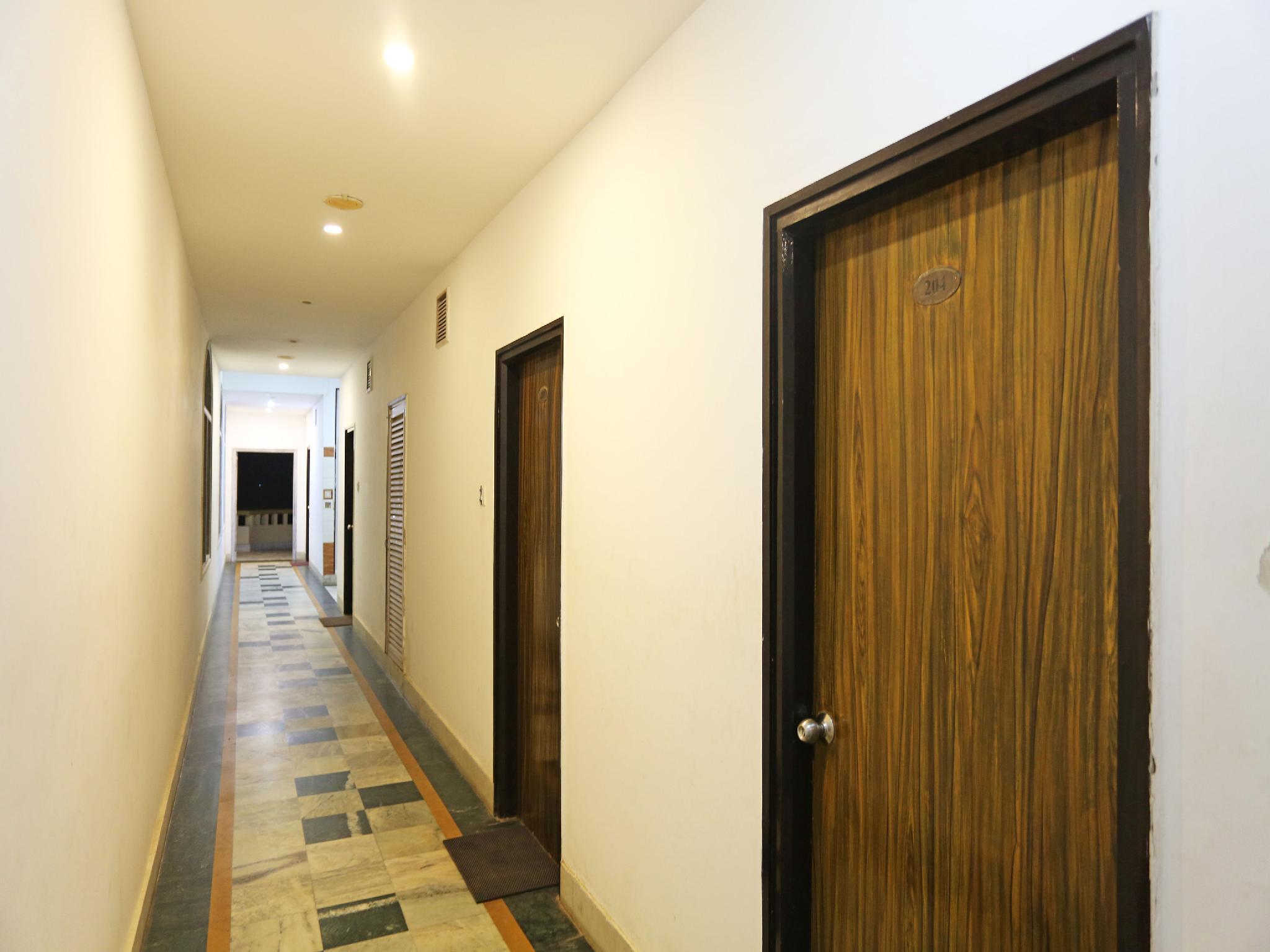 布里OYO 5879 拉德哈达莫德尔住宅酒店 | 2024年最新优惠价格 - Klook客路中国内地