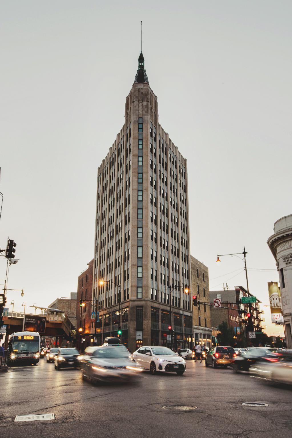 The Robey, Chicago, a Member of Design Hotels in Chicago | 2023 Updated ...