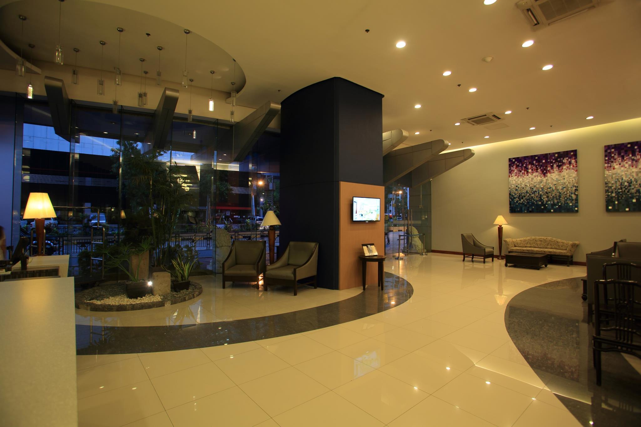 Malayan Plaza Hotel in Pasig | 2025 Updated prices, deals - Klook ...