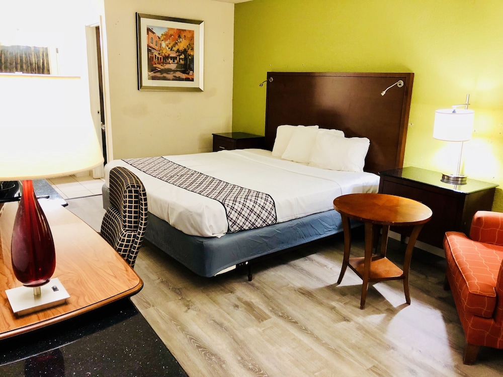 Budget Lodge in Chesapeake | 2025 Updated prices, deals - Klook United ...