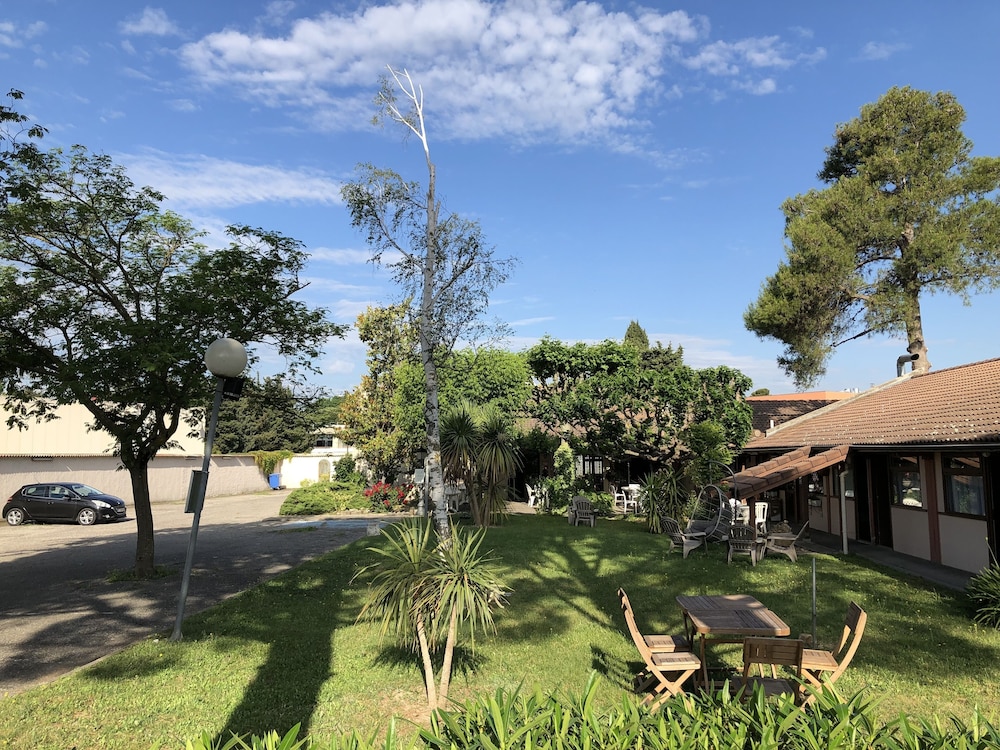 Hôtel Cristol in Avignon | 2024 Updated prices, deals - Klook United States