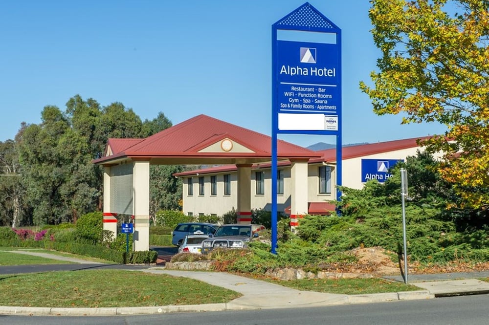 Alpha Hotel Canberra in | 2025 Updated prices, deals - Klook United States