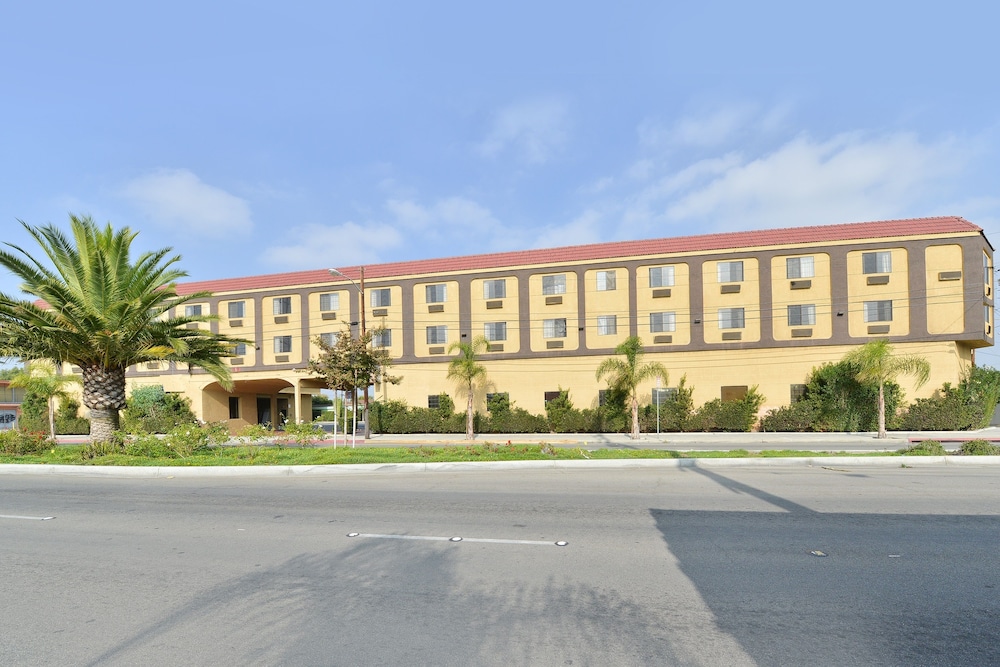 LAX Stadium Inn in Hawthorne | 2024 Updated prices, deals - Klook ...