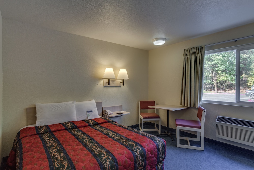 Motel 6 Spokane, WA - West in Spokane | 2025 Updated prices, deals ...