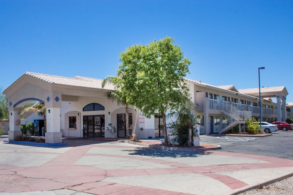 Apache Inn in Tempe | 2025 Updated prices, deals - Klook United States
