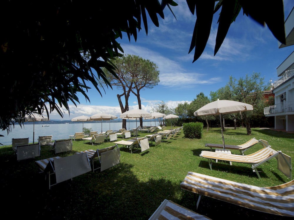 Hotel Saviola in Sirmione | 2024 Updated prices, deals - Klook Canada