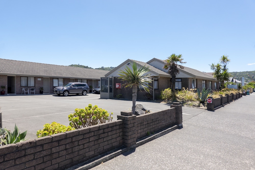 Foreshore Motor Lodge in Lower Hutt | 2025 Updated prices, deals ...