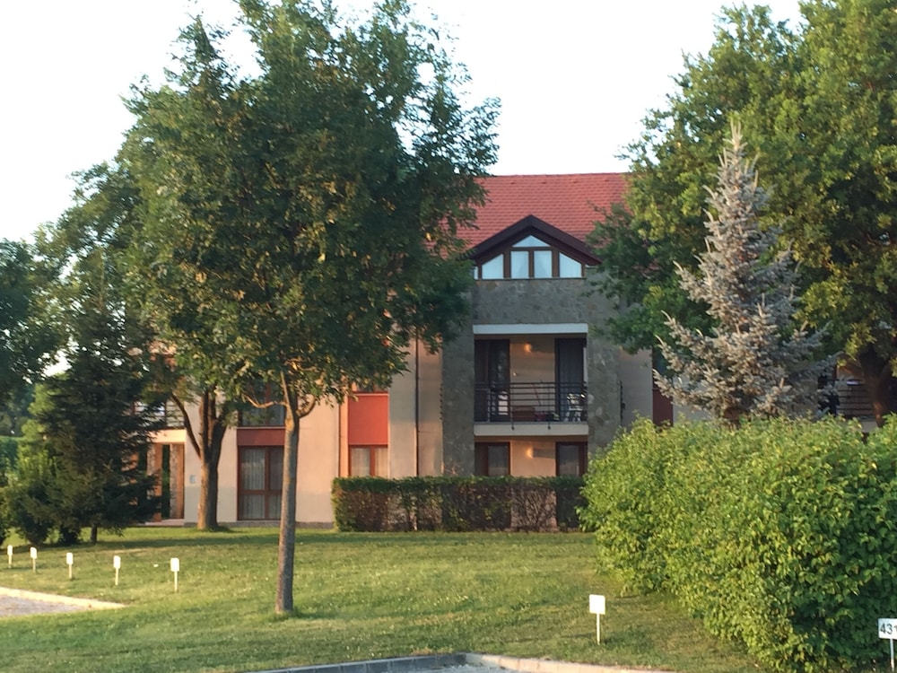 Birdland Villapark in Bük | 2025 Updated prices, deals - Klook United ...