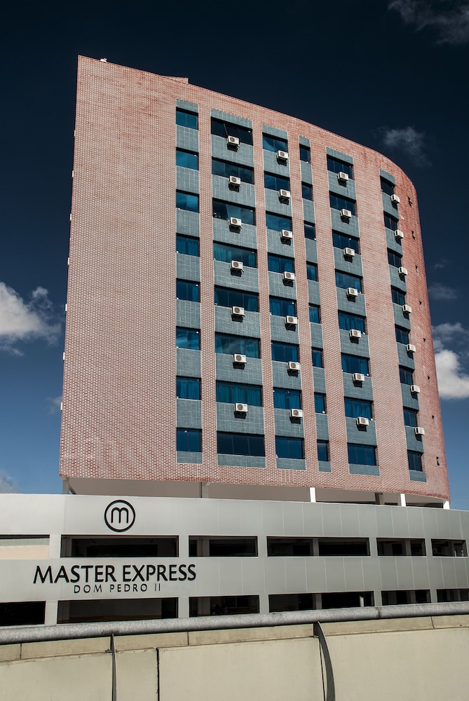 Master Express Dom Pedro II in Região Geográfica Intermediária de Porto ...