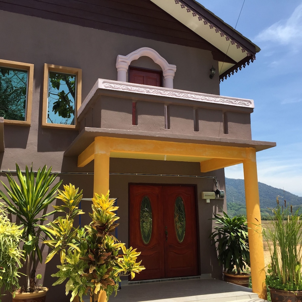 Malinja Homestay in Langkawi | 2024 Updated prices, deals - Klook ...