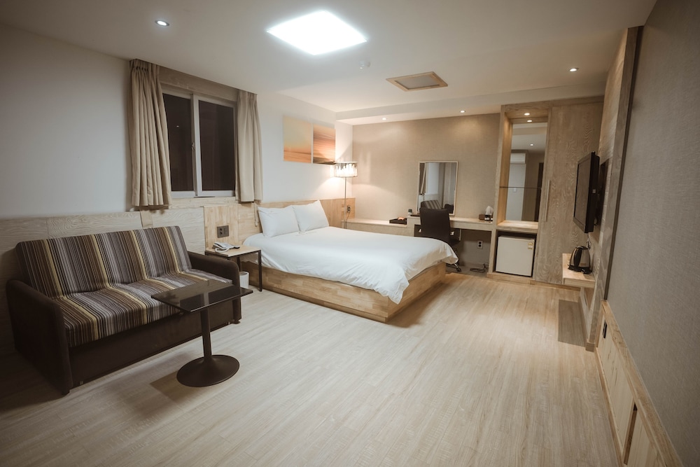 Suwon Pacific Hotel in Gyeonggi-do | 2024 Updated prices, deals - Klook ...